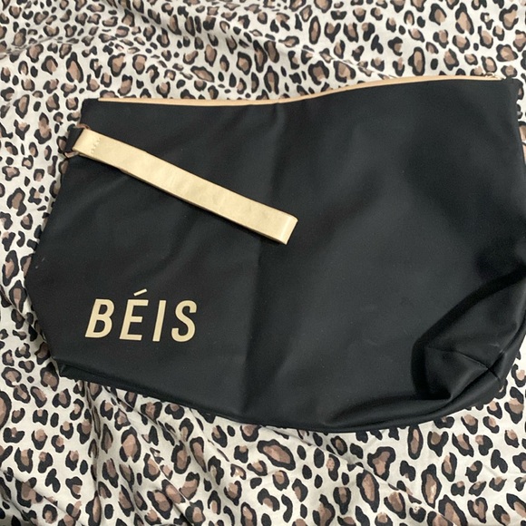 BEIS | Bags | Beis Makeup Toiletry Bag | Poshmark